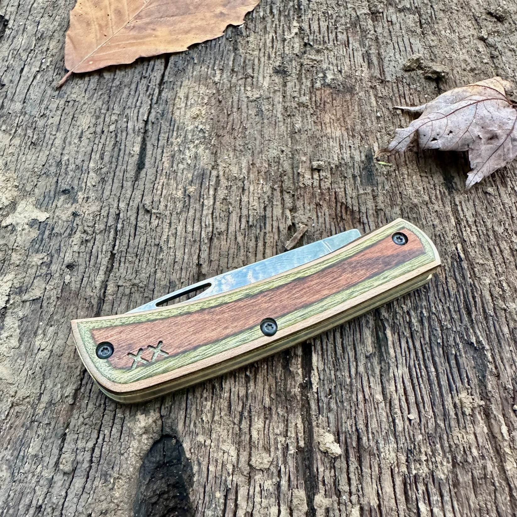 Case® | Crossroads Brown Green Laminate Wood Sod Buster® Jr ...